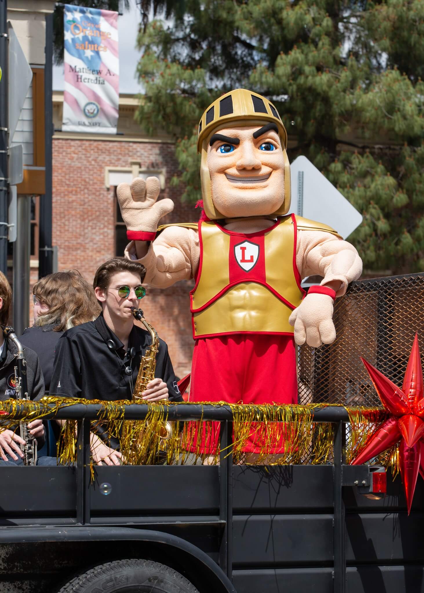 Orange May Parade - Orange Chamber of Commerce